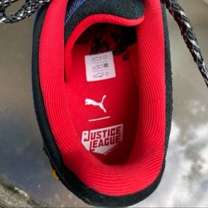 Puma | Shoes | New Puma Suede Justice League Sneakers Sz 95 Black Suede ...